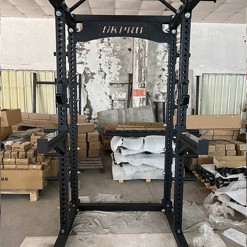 Why Power Racks Remain Essential for Commercial Gyms [2024]