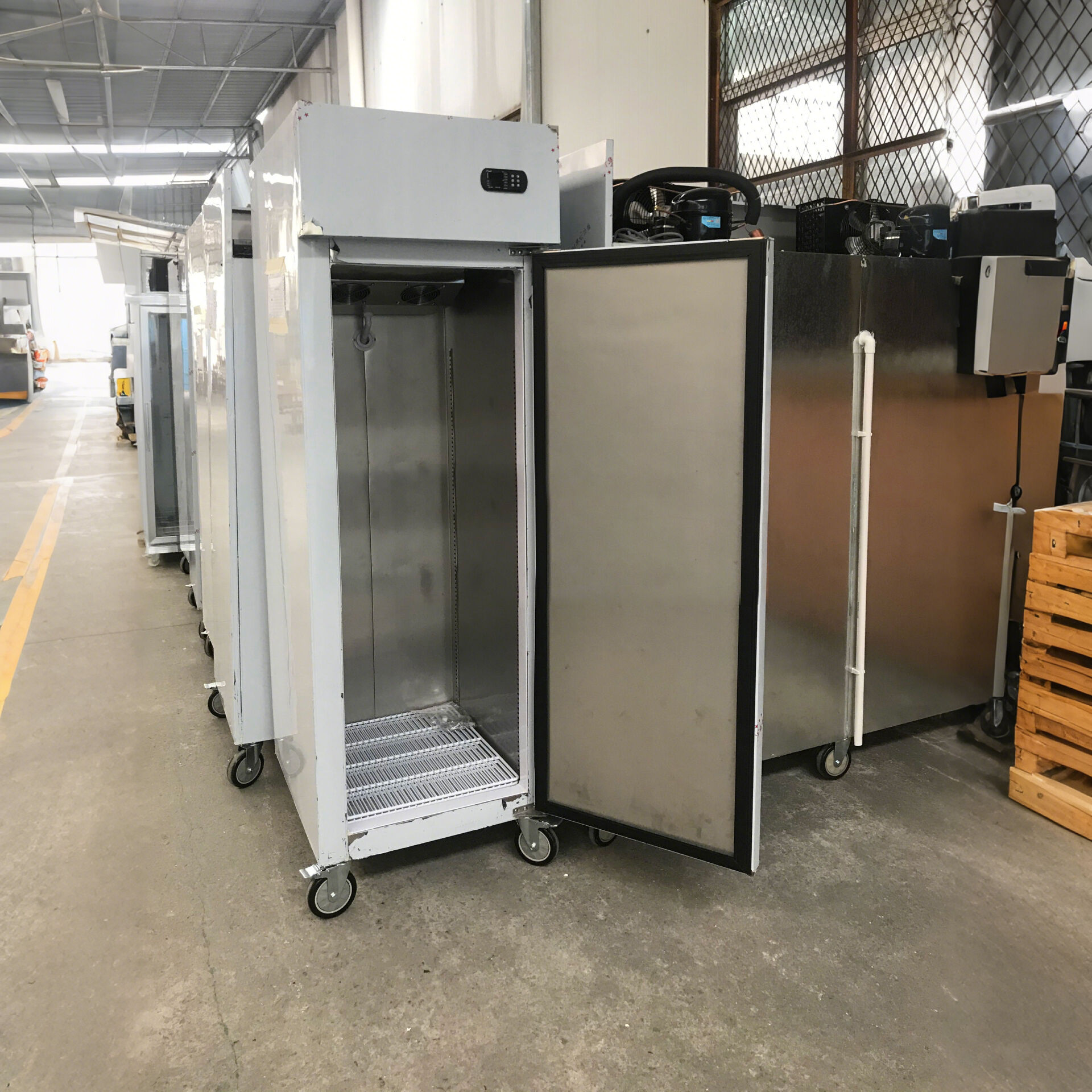 CommerciFrost-Free Stainless Steel Upright Kitchen Cooler Freezer