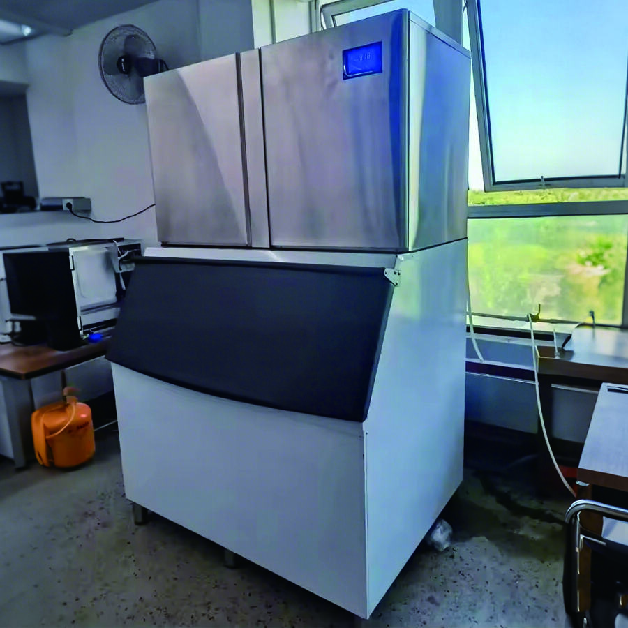 Stainless Steel Commercial Cube Ice Maker: 40kg - 1000kg