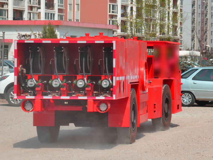 Underground Non Fuel Oil Tanker Truck | Service Car | -Tuoxing Group