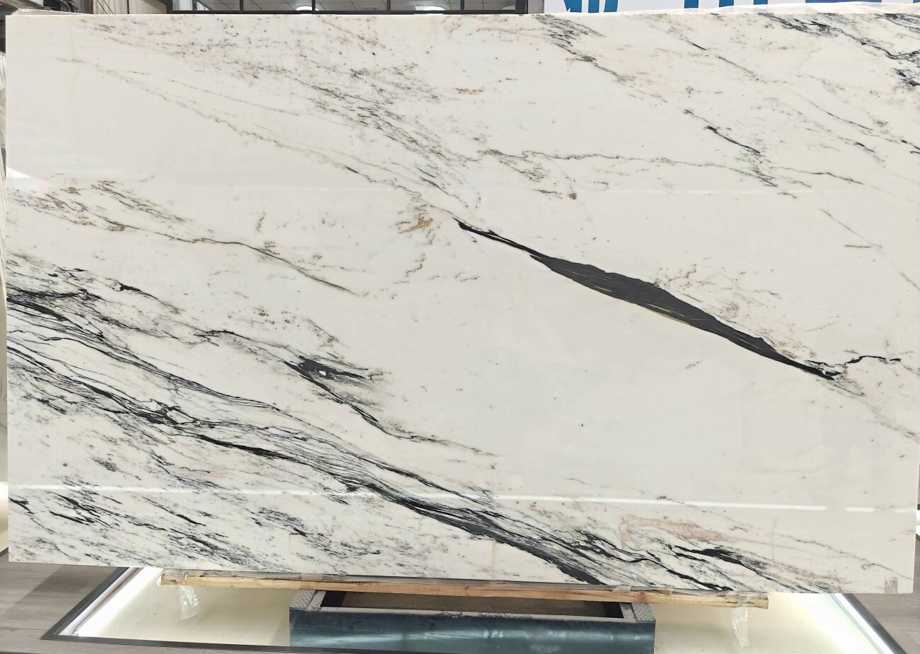 Oriental Calacatta White Marble: Premium Natural Stone for Luxury ...