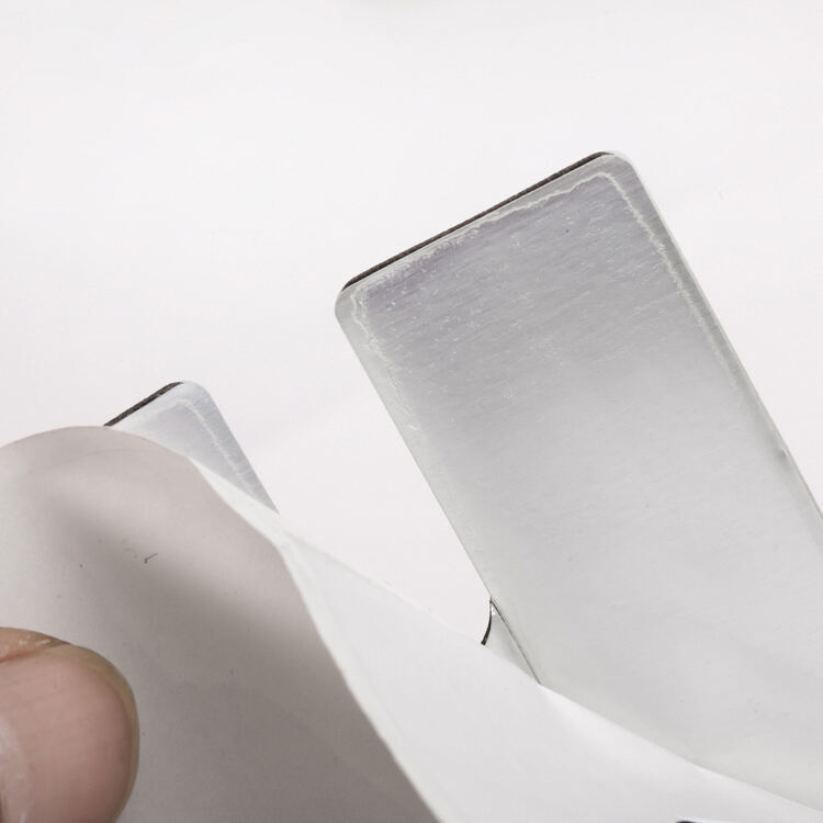 Xinye RFID Innovations: UHF RFID Flexible On-Metal Tags for Warehouses