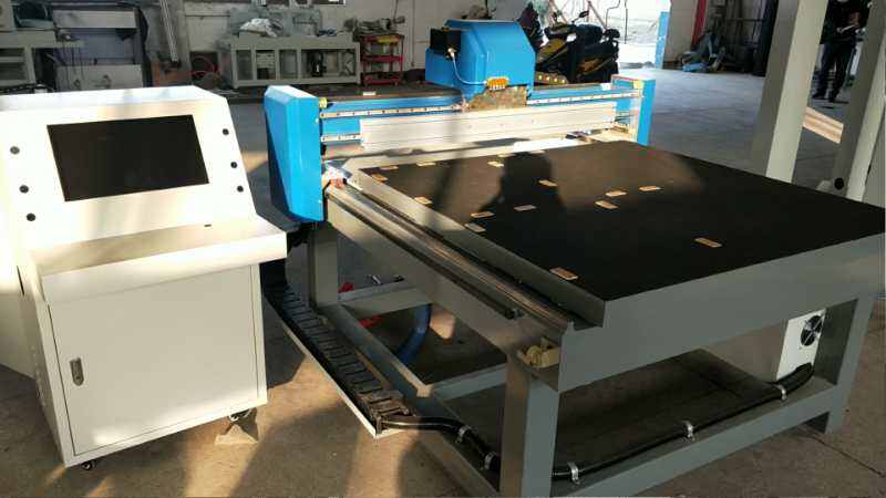 Glass Cutting Machine