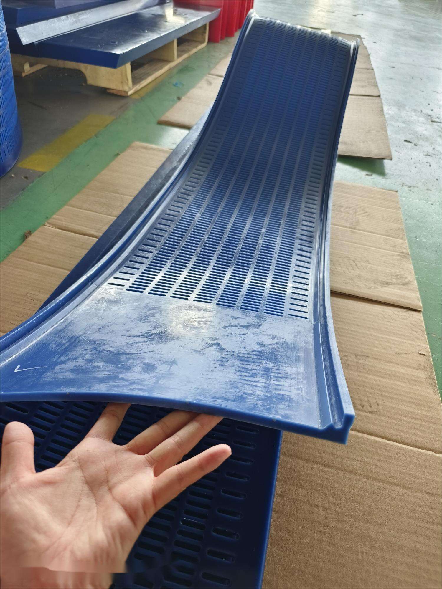 Flip-Flop Screen Mesh: Smanjenje troškova održavanja za 41% [Primjerni ...