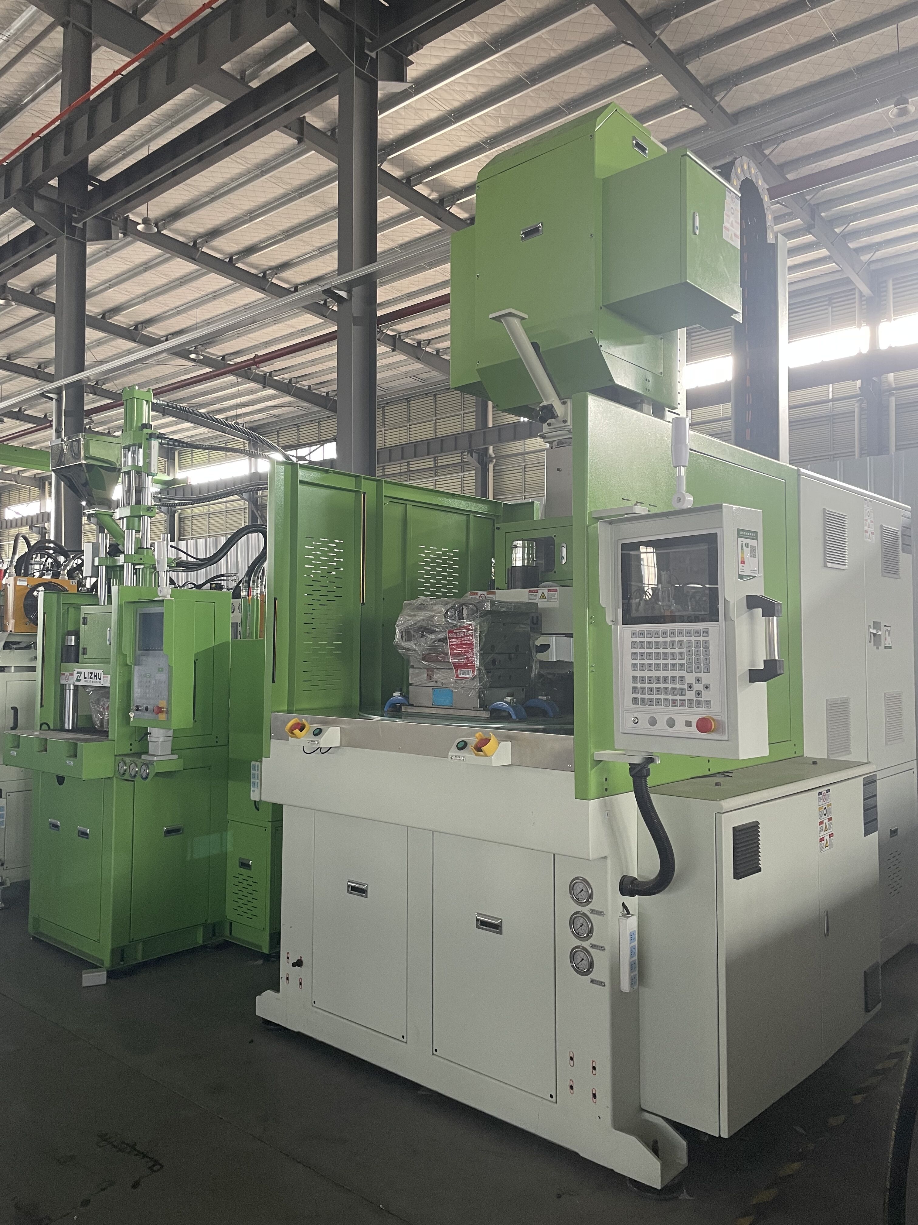 hybrid injection moulding machine vertical injection, China hybrid ...