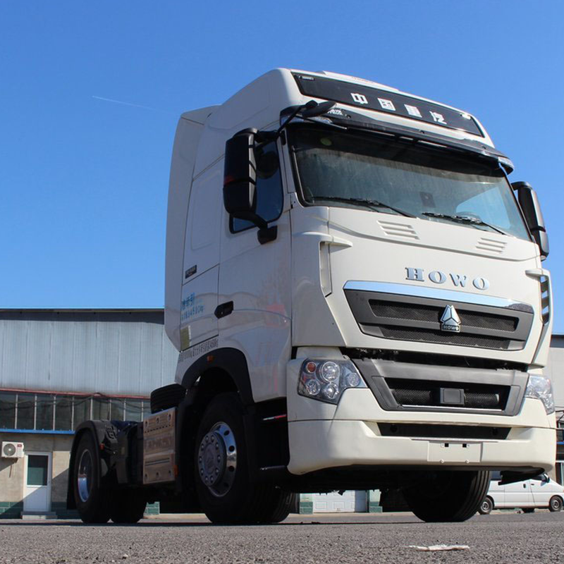 HOWO T7H 4*2 500 л.с. тягачи