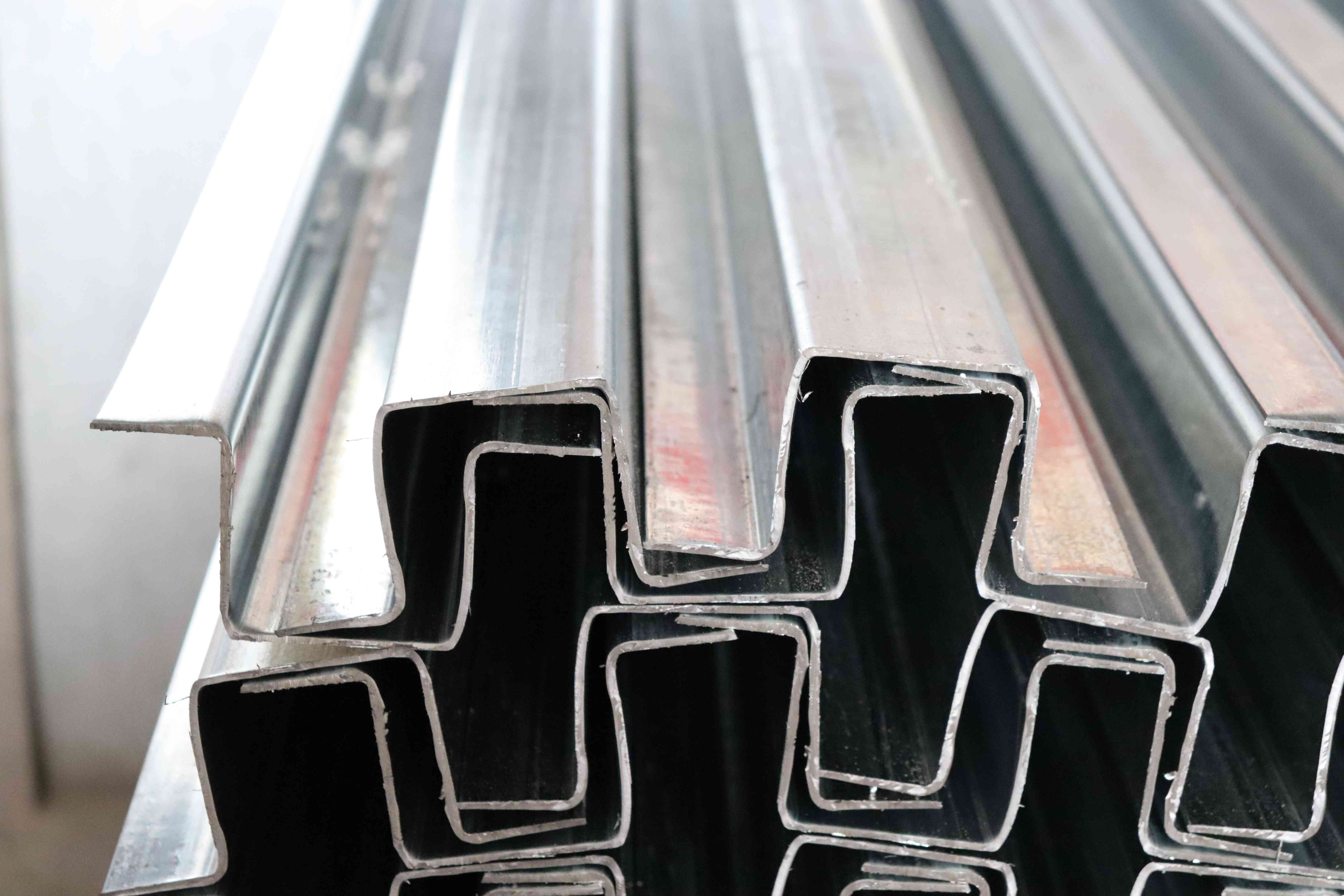 galvanized u-shaped steel/truss purlin/roof purlins for sale-jig | JI ...