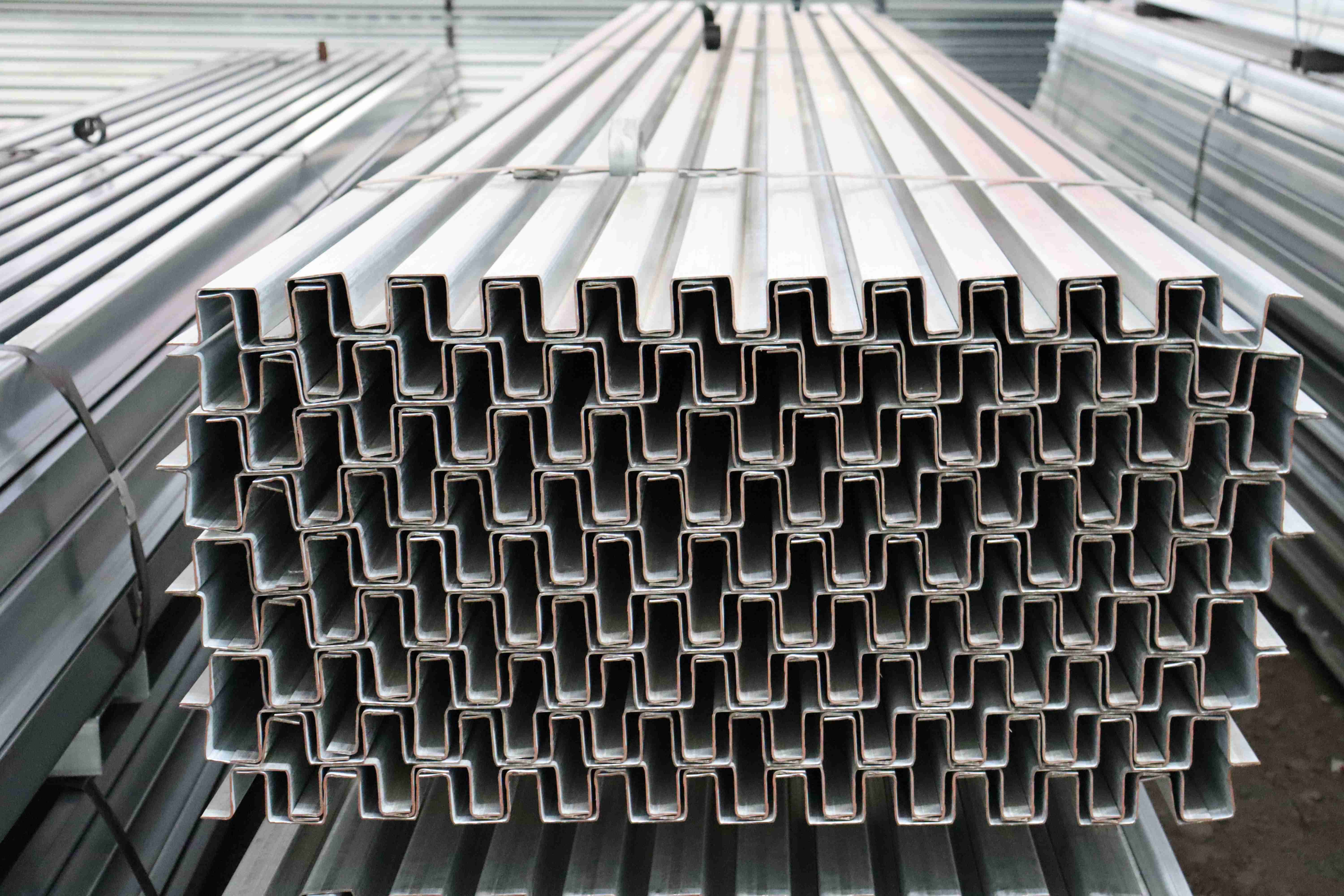 galvanized u-shaped steel/truss purlin/roof purlins for sale-jig | JI ...