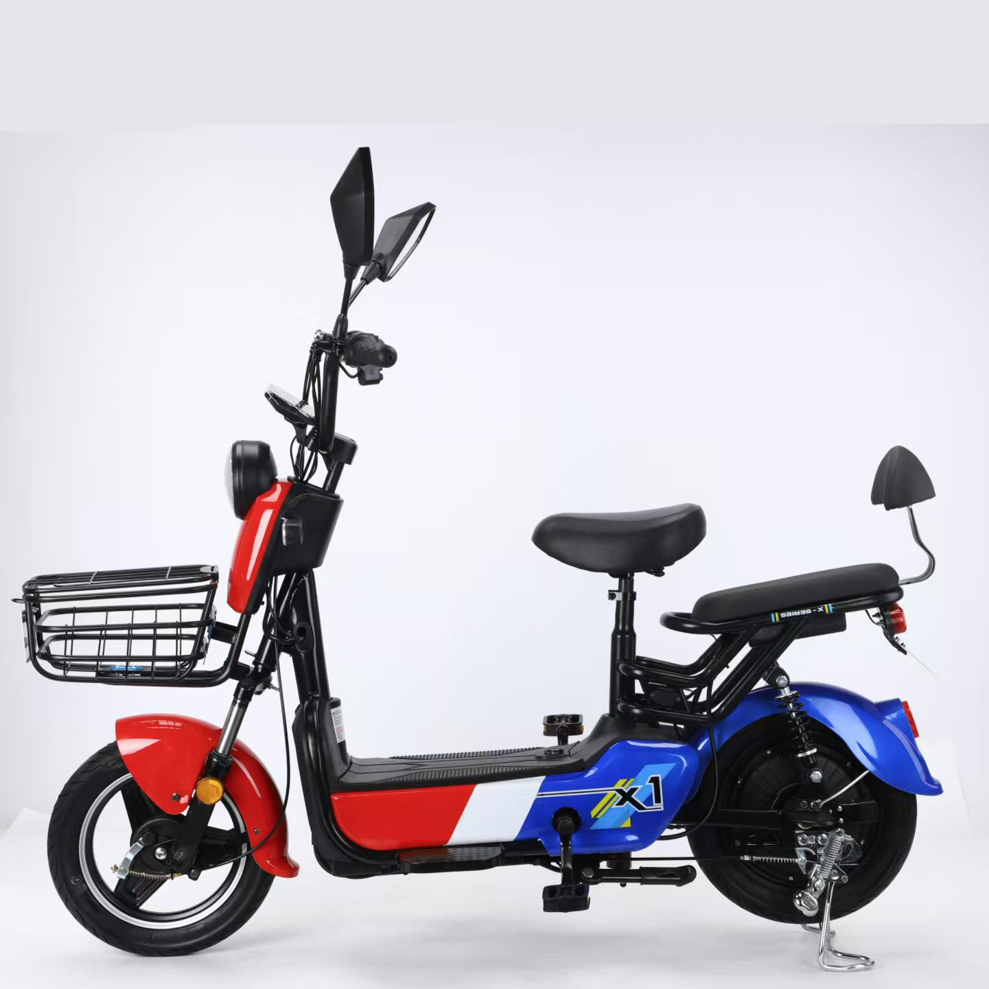 Efficient 350W Electric Scooter with LED Lights and Extended Range ...