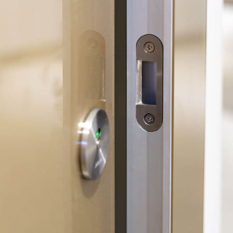 Jialifu Glass Toilet Partitions - Modern Design and Elegant