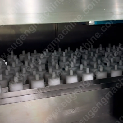 6 nozzles lip balm filling line