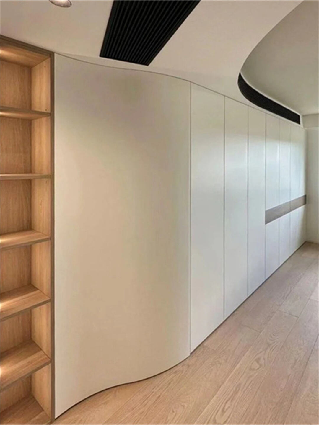 Arc-shaped Wardrobe | Circular Wardrobe