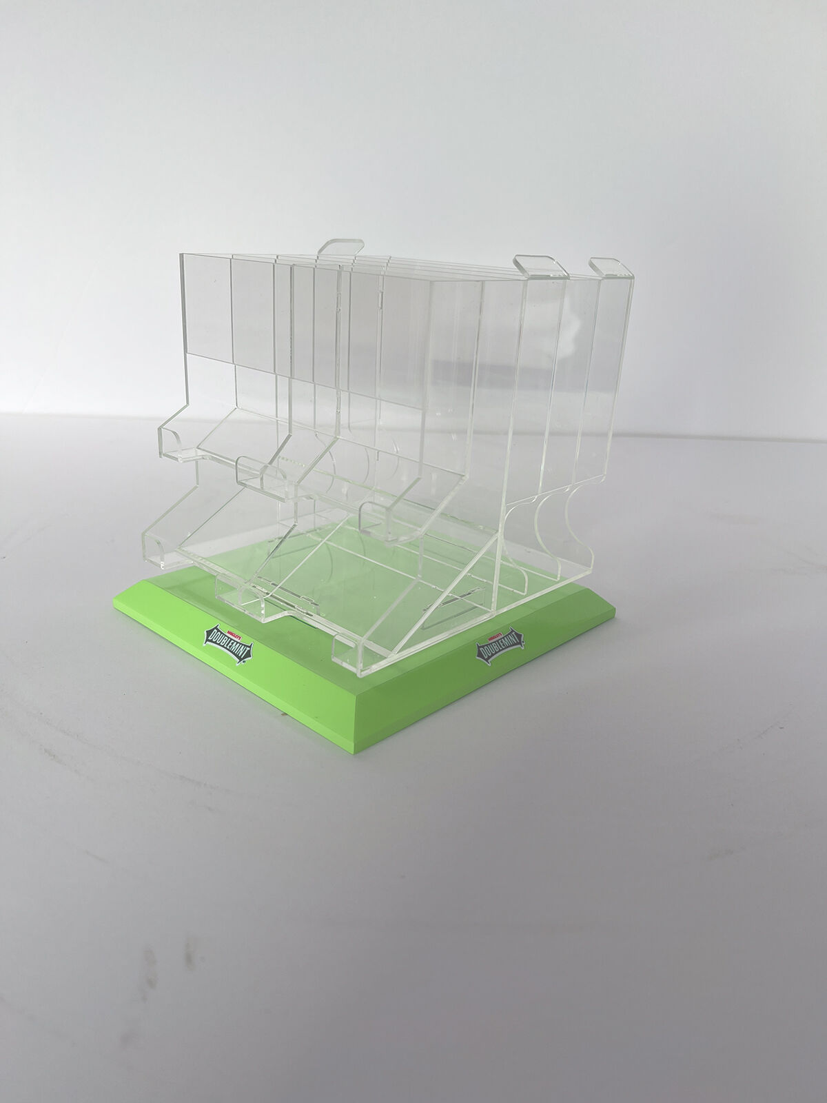 Innovative Hanging Display Stand Solutions for Small Spaces - Shanghai ...