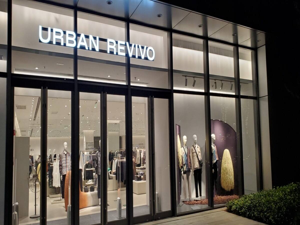 Customized Retail Display Solutions For Ur Jewelry Fashion