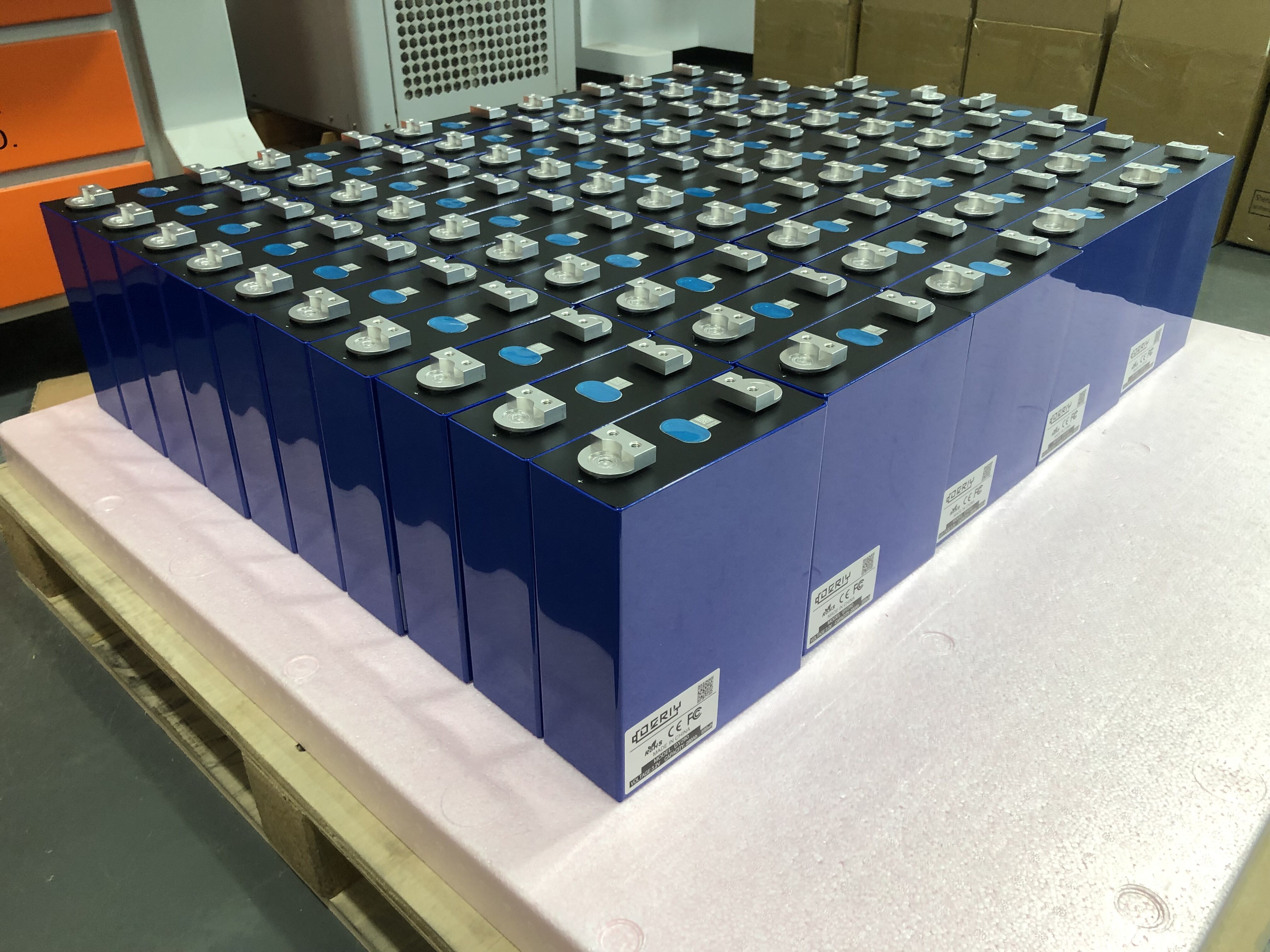 280k LiFePO4 Welding Double Holes Battery