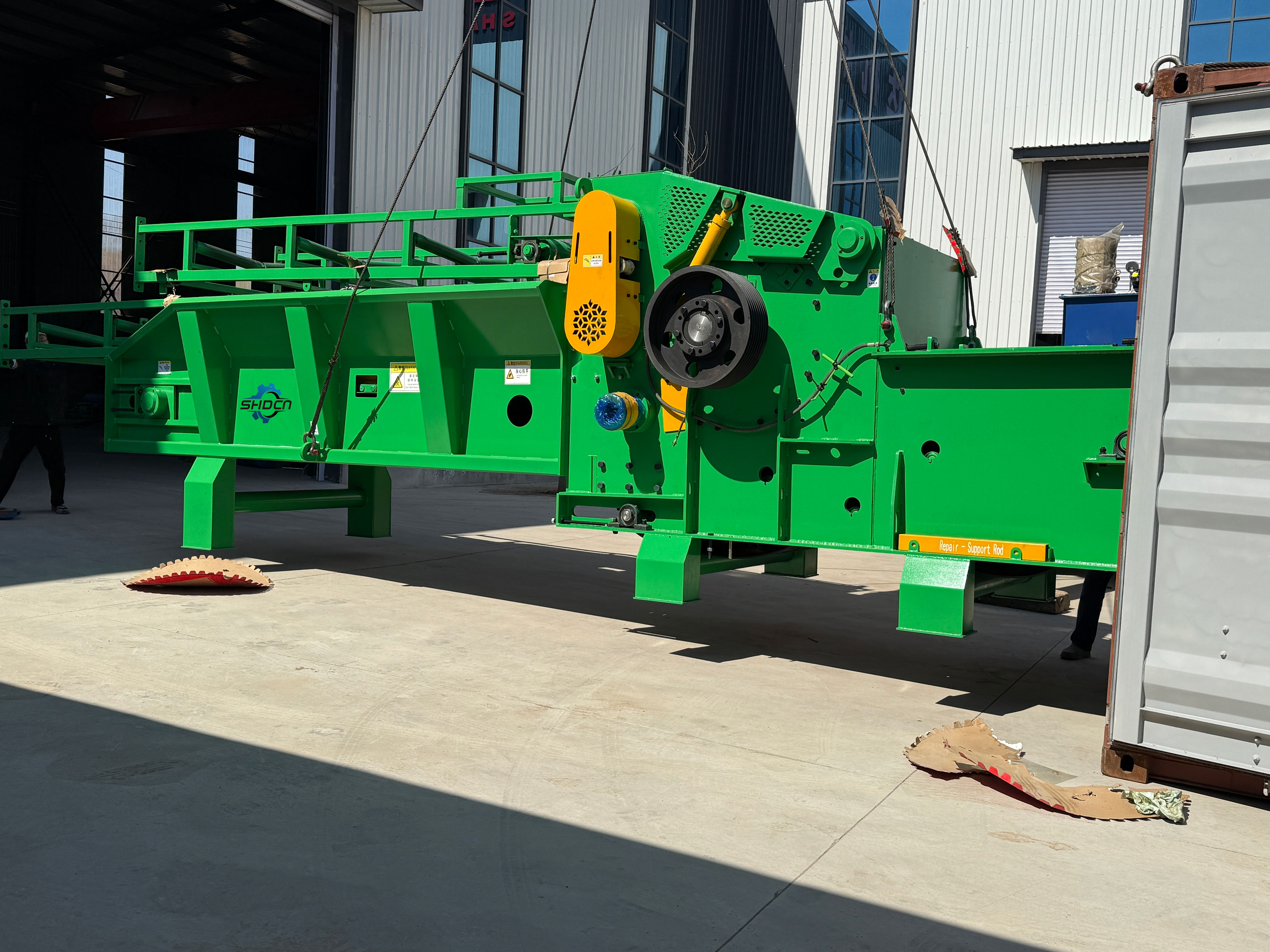 China's First Fully Hydraulic Wood Chipper | 30-80t/h Capacity
