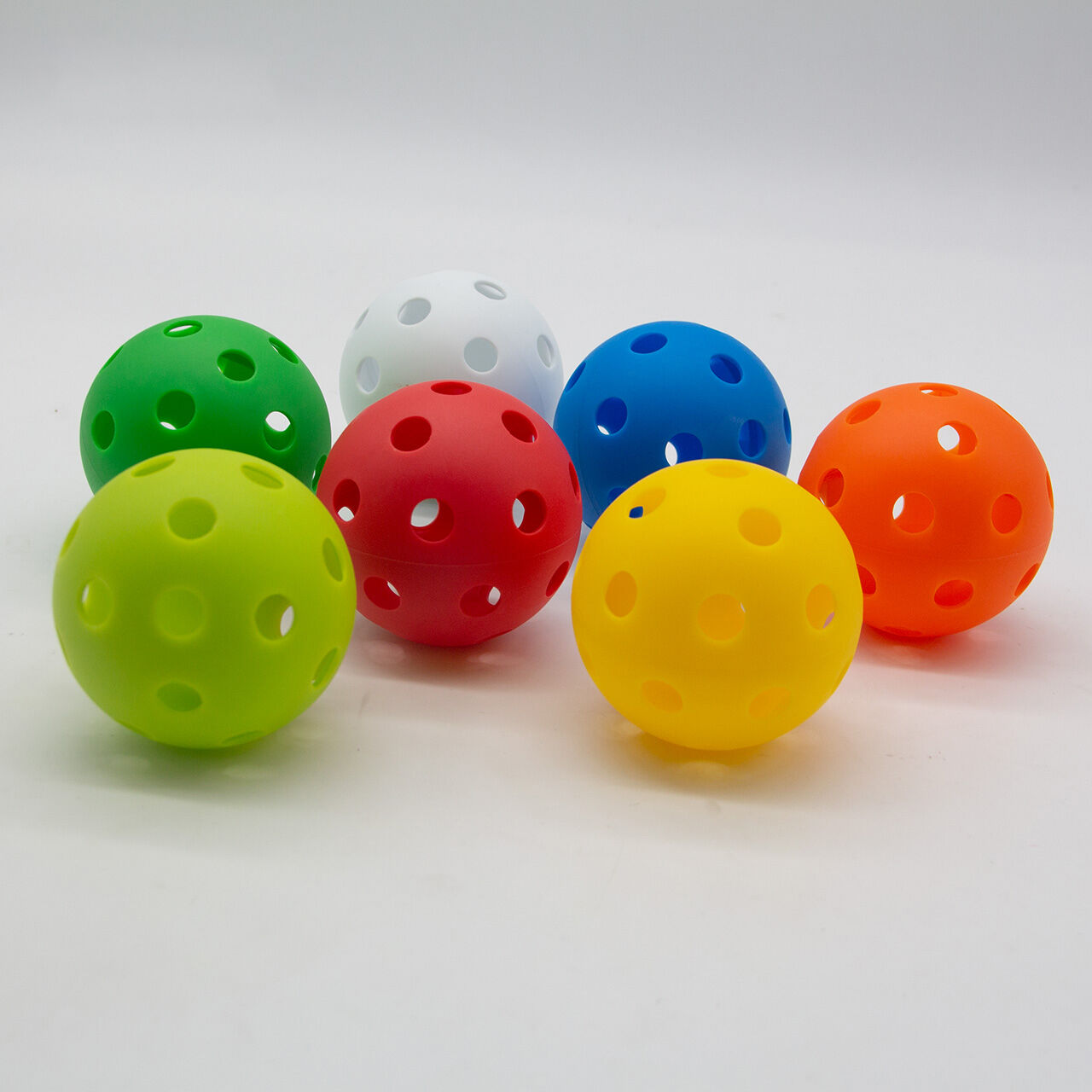 MOZURU Indoor 26 Holes Injection Molding Pickleballs | Indoor ...