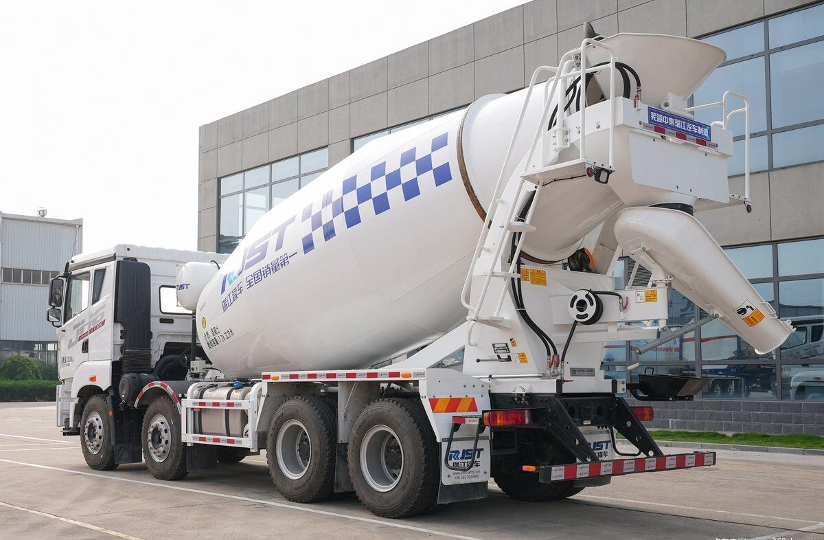 Volumetric Cement Truck: On-Demand Concrete Mixing Solution with ...