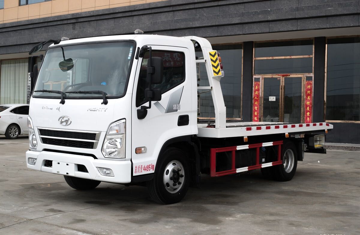 Big Tow Wrecker: Professional Heavy-Duty Recovery Solutions with ...