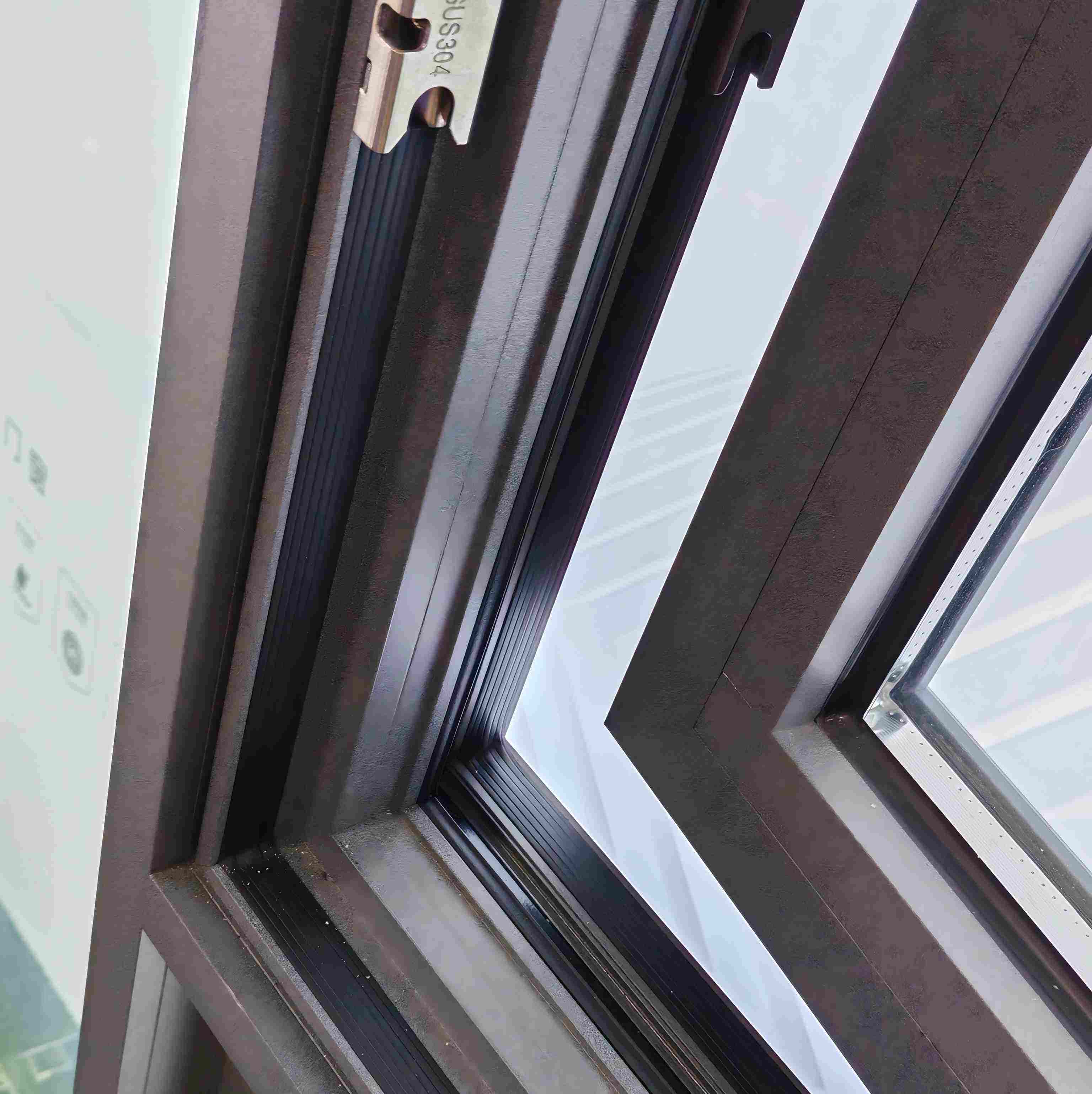 PEAK-125 Series Integrated Netting Outward Opening Window | Inward or ...