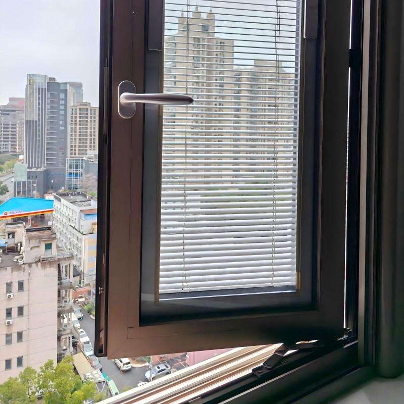PEAK-135 Series Integrated Netting Outward Opening Window | Inward or ...