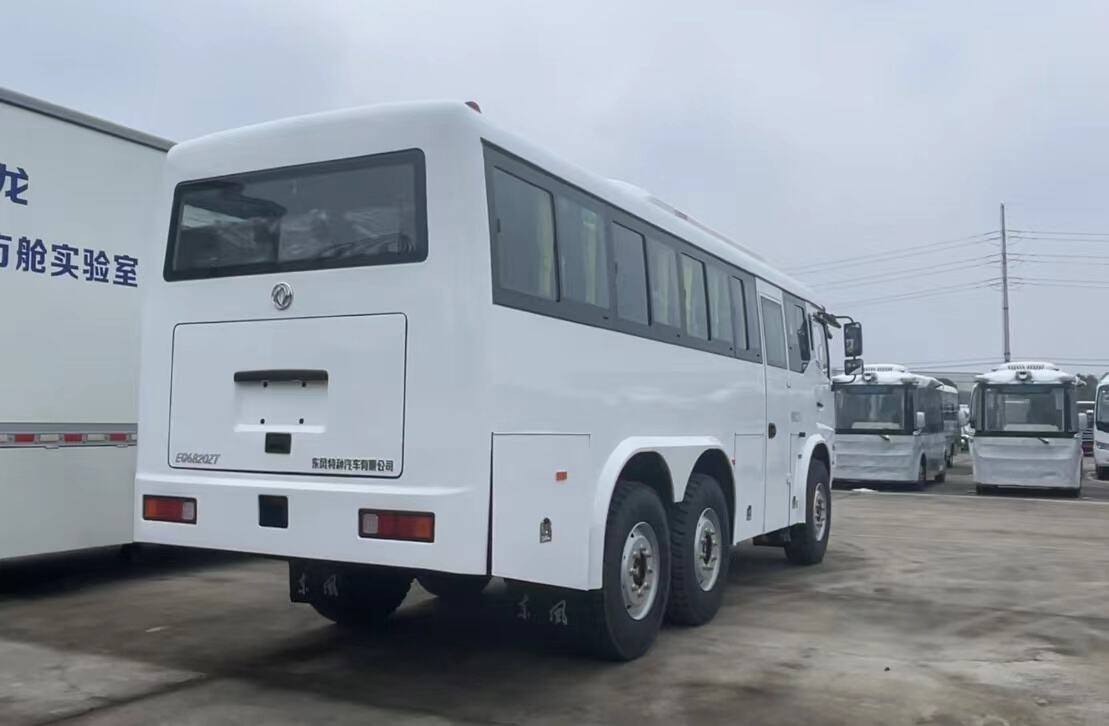 DONGFENG EQ6820ZT 6*6 Bus | BUS