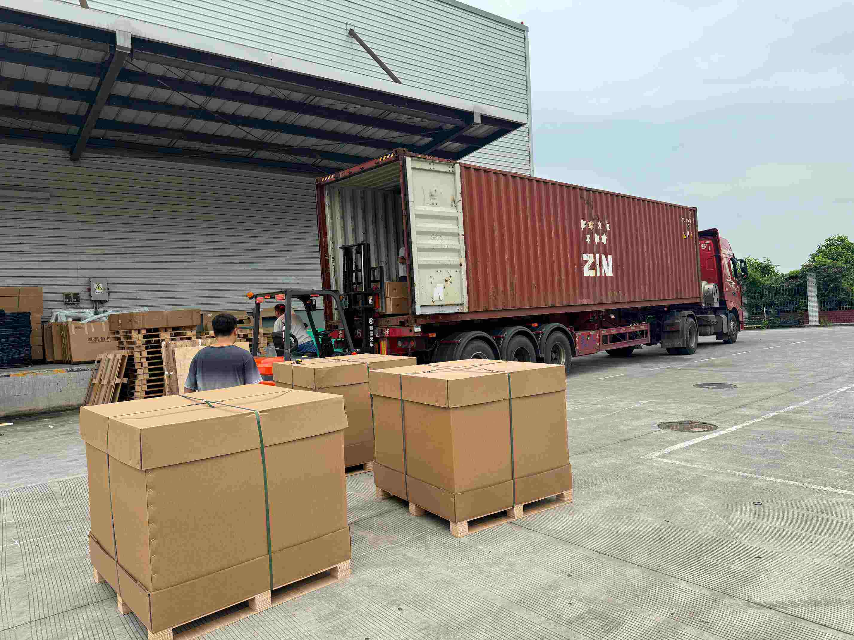 Custom-Packaged 40ft Container Heads to Europe! Chongqing Shiwei ...