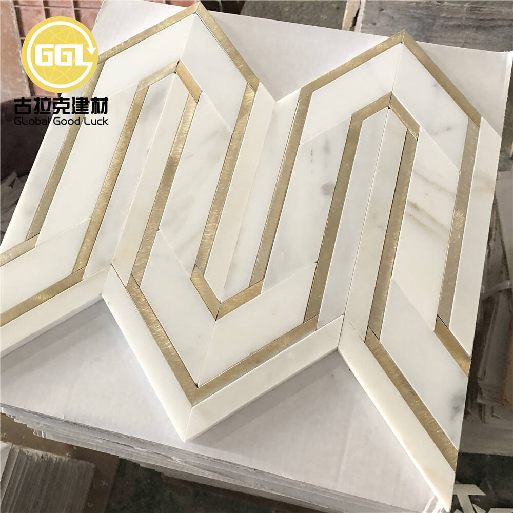 Keramik Mosaic Campuran Marmer Calacatta Gold Aluminium Metalik untuk ...