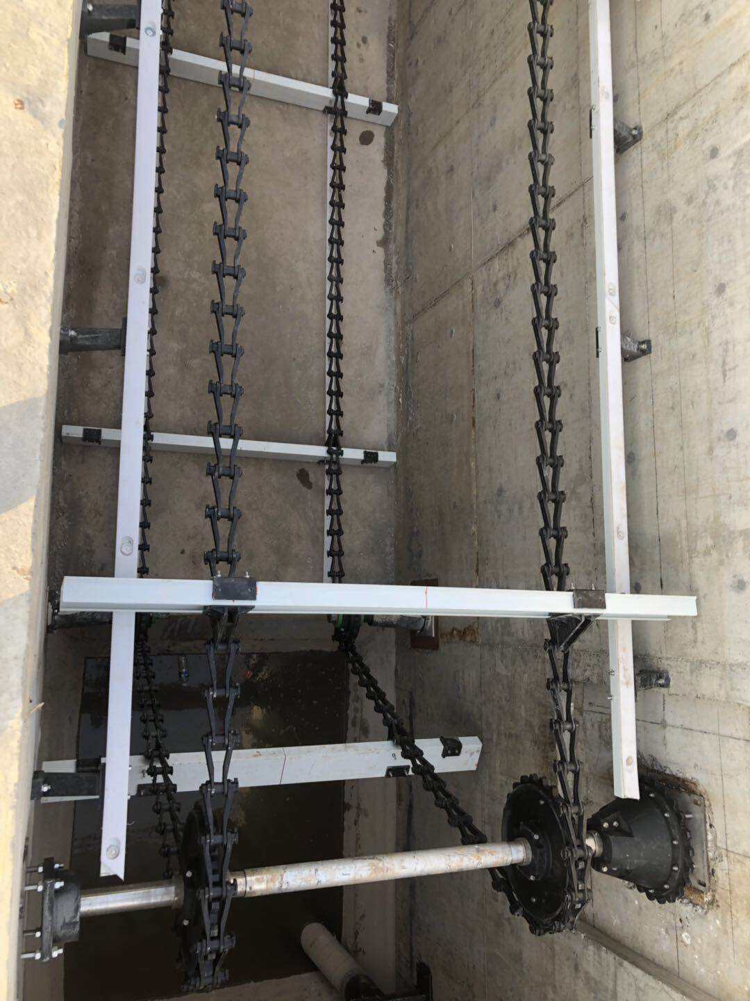 integrated scraper and slag removing system Non-Metallic Sludge ...