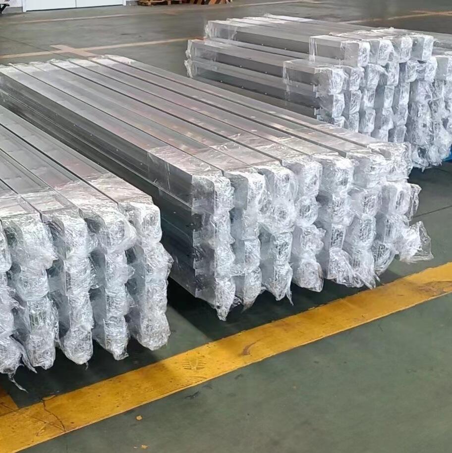 KOMAY Aluminum and Copper Insulated Air Type Bus Ducts, China KOMAY ...
